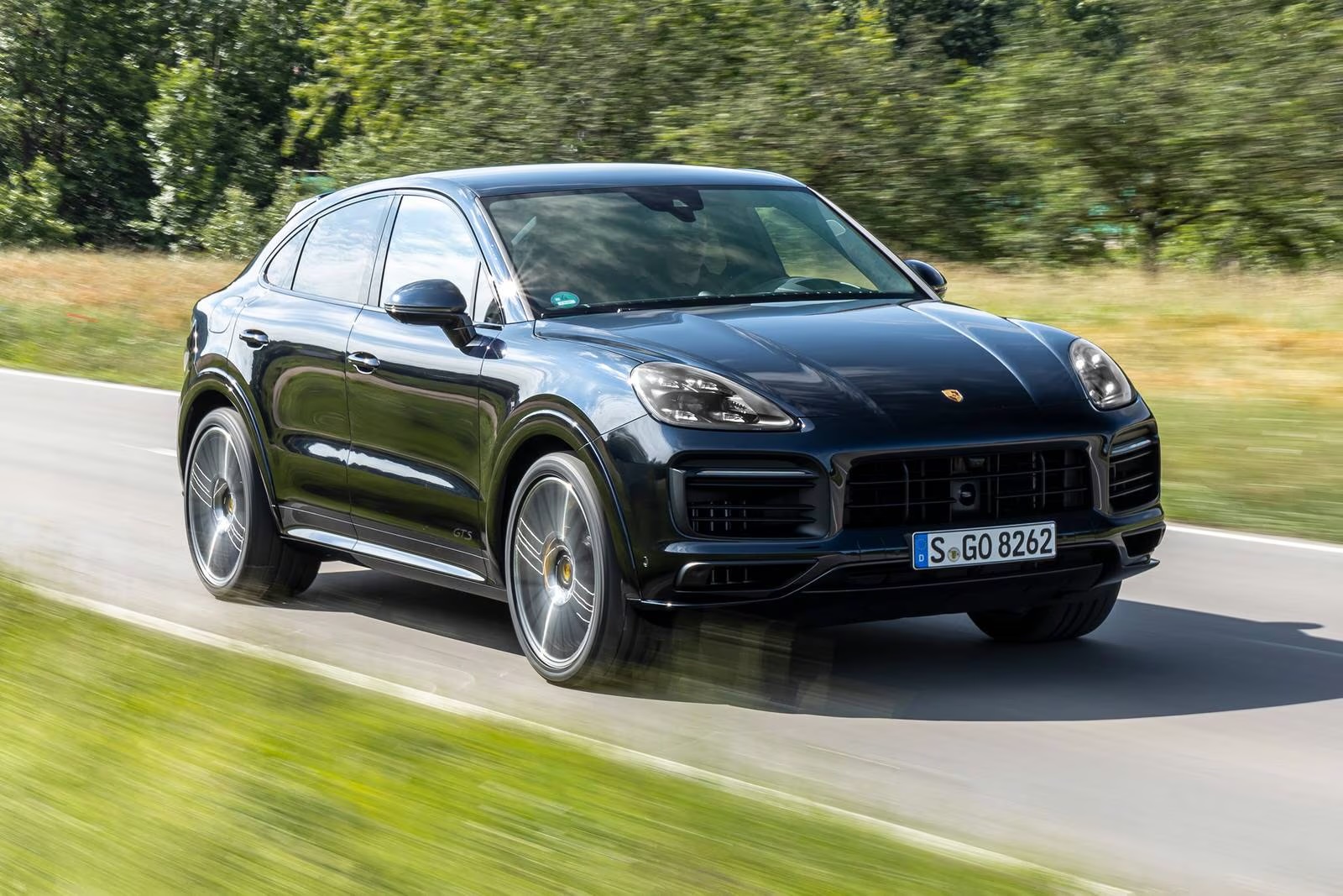 Обзор Porsche CAYENNE 2023: цены, отзывы и фото